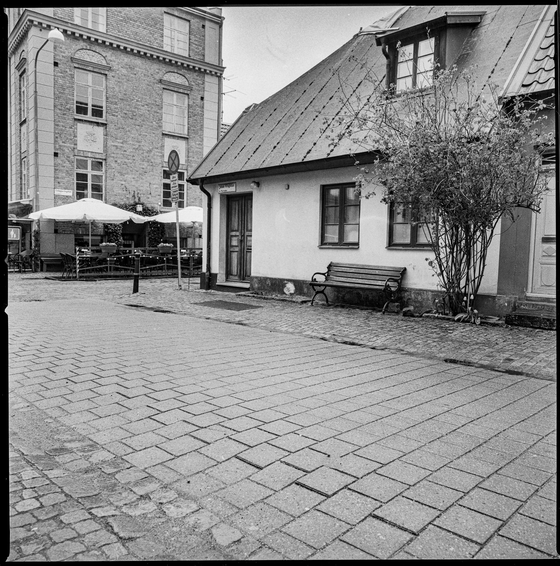 Nytt försök med Kentmere 400 och Rodinal - Fotosidan