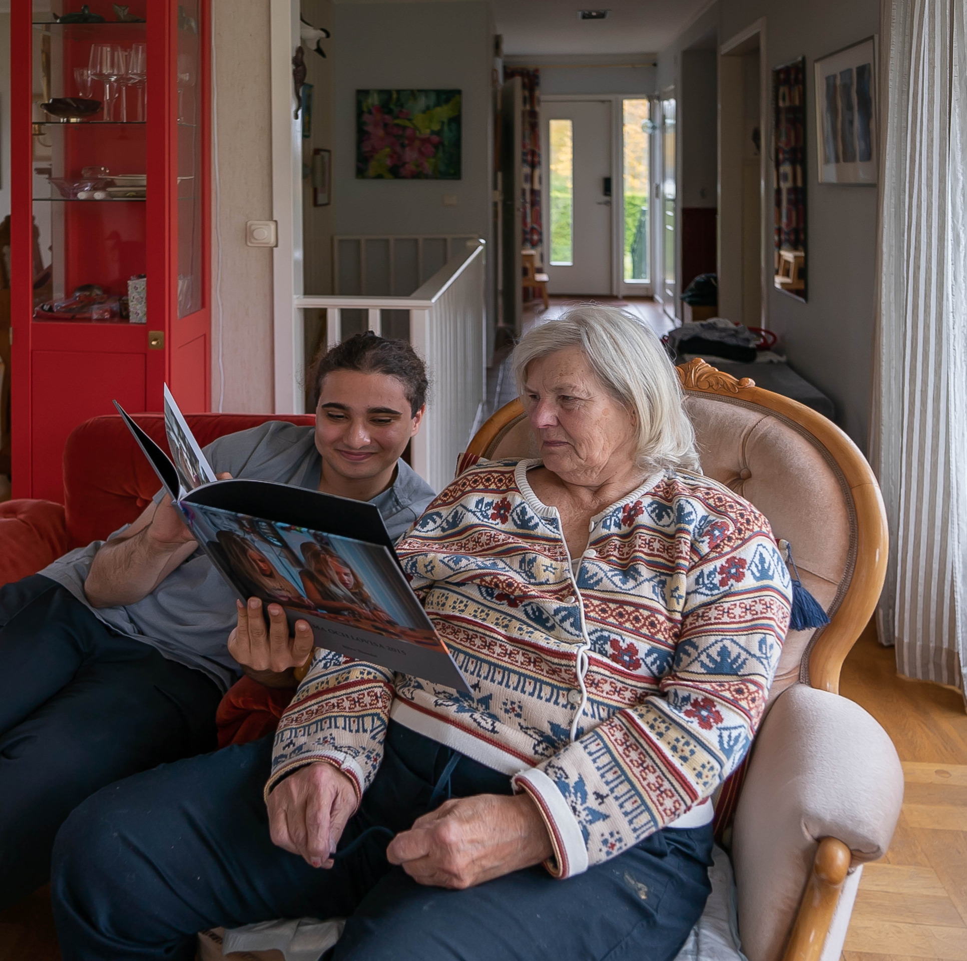 TACKSAM FÖR ALL HJÄLP - Fotosidan