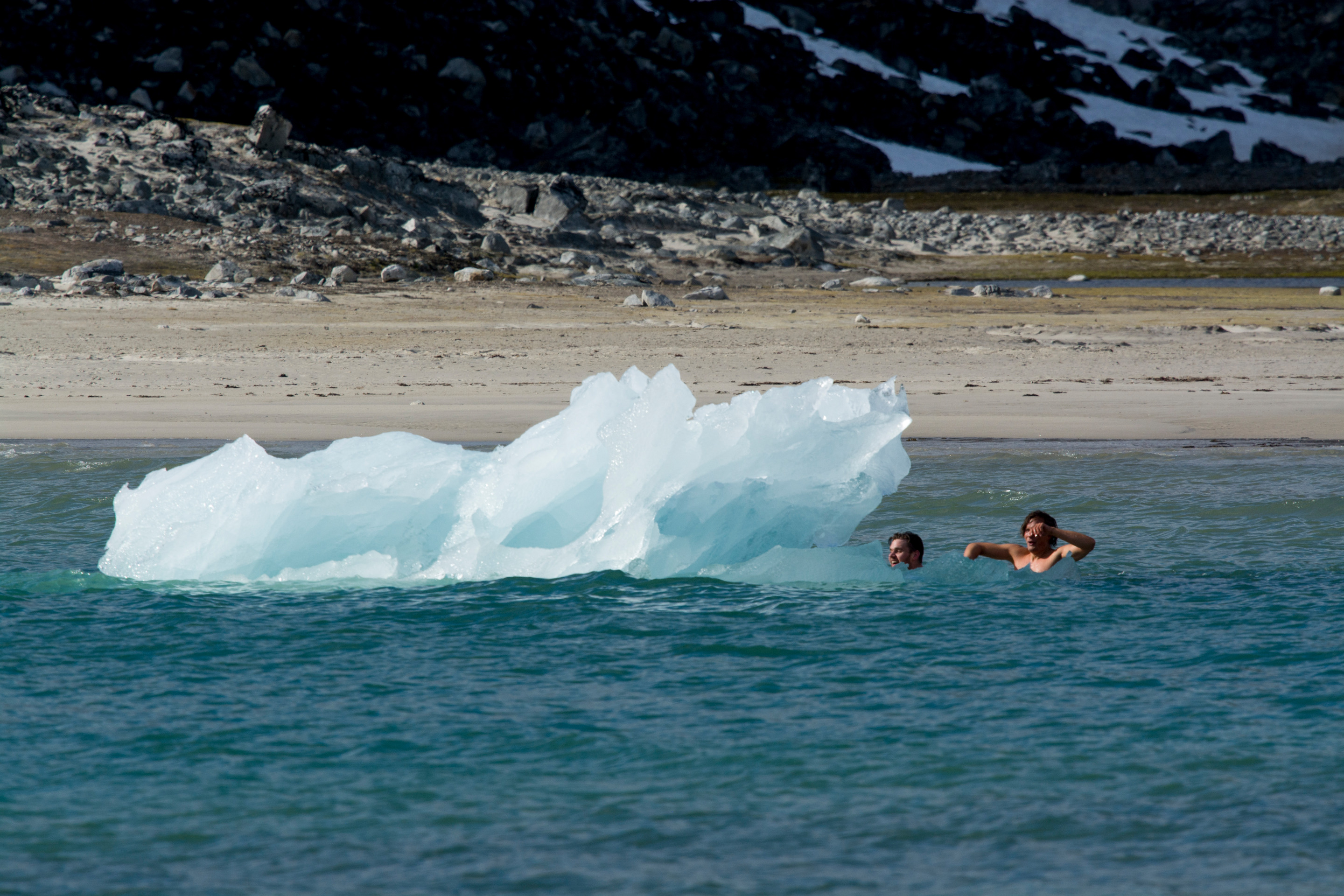 Ett svalt bad! - Fotosidan