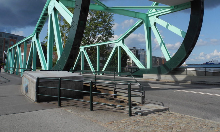 Unikt eller ej en klaffbro i Malmö? - Fotosidan