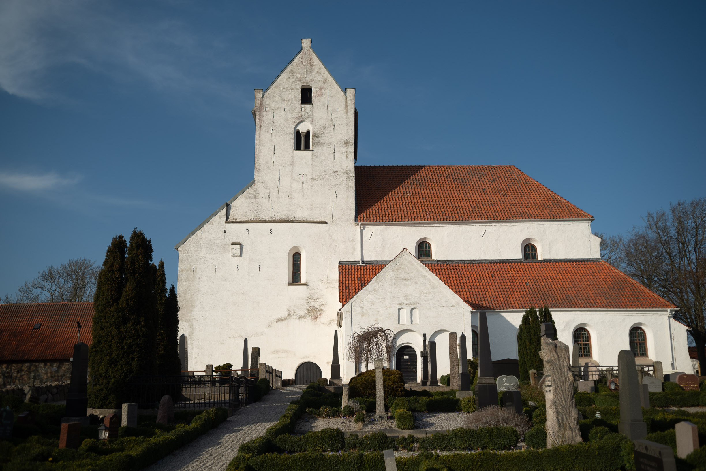 Dalby kyrka - den äldsta stenkyrkan i Norden - Fotosidan